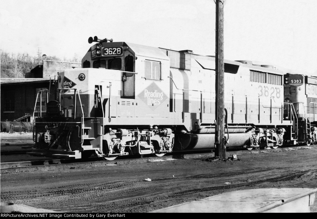 RDG GP35 #3628 - Reading Co